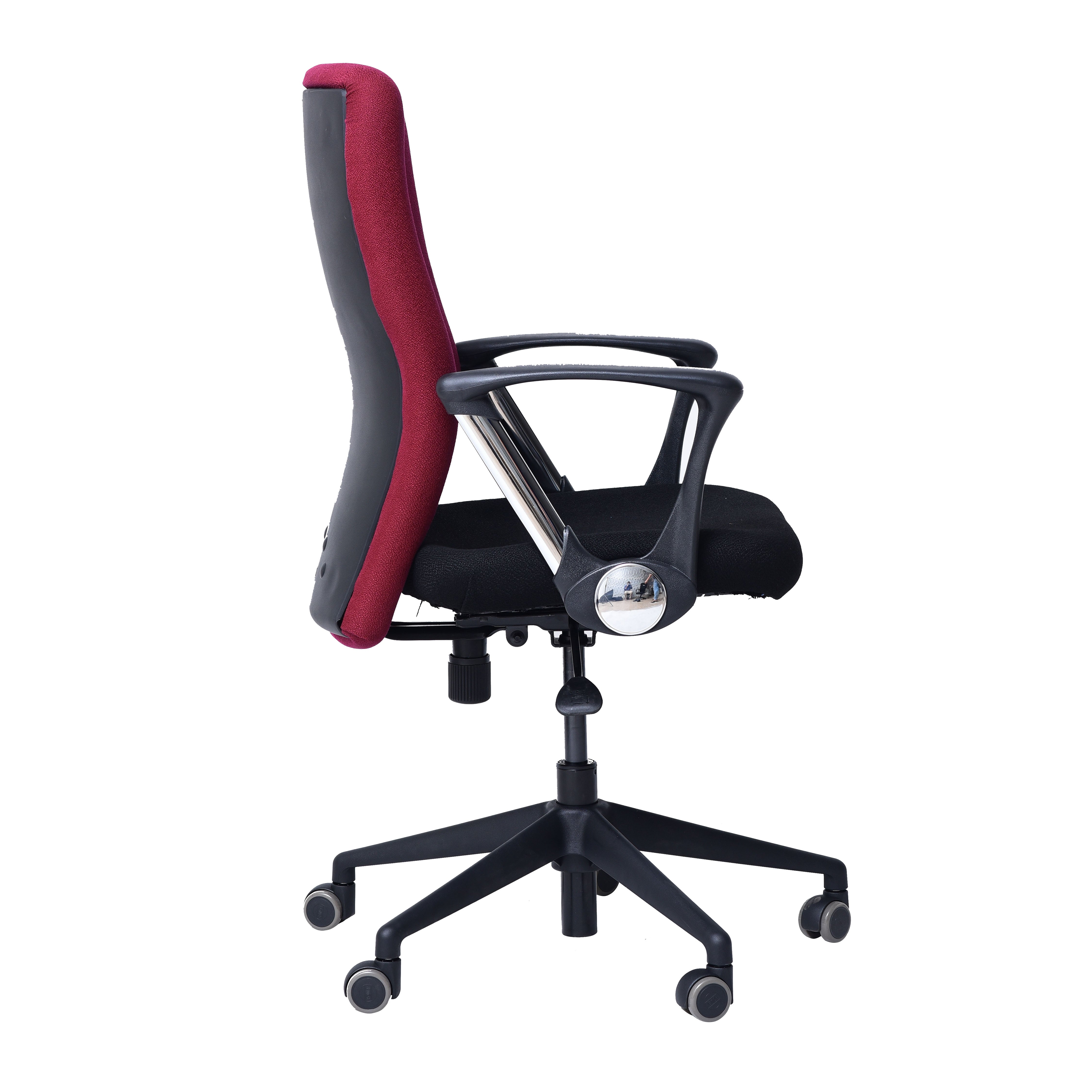 Huygen Mid Back chair – livinart.pk